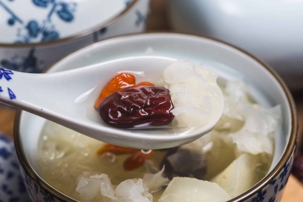 What is Peach Gum | Benefits & Ingredients - Cuisine Seeker